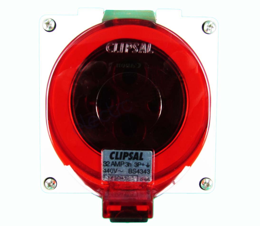 Clipsal 56SO432/3LE 32 Amp 3 Pin and Earth IEC Socket Outlet Less ...