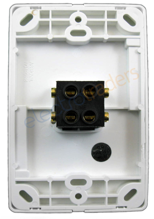 Isolator Switch 35 Amp Tesla Standard Series Engraved "Stove"