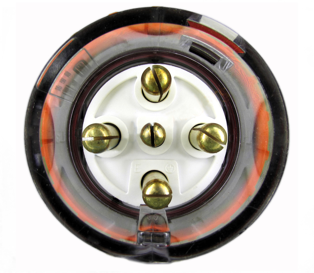 3 Phase To Single Phase Protected Adapter 5 Pin 32A Angled Plug to 3 ... 3 Phase To Single Phase Protected Adapter 5 Pin 32A Angled Plug to 3 ...